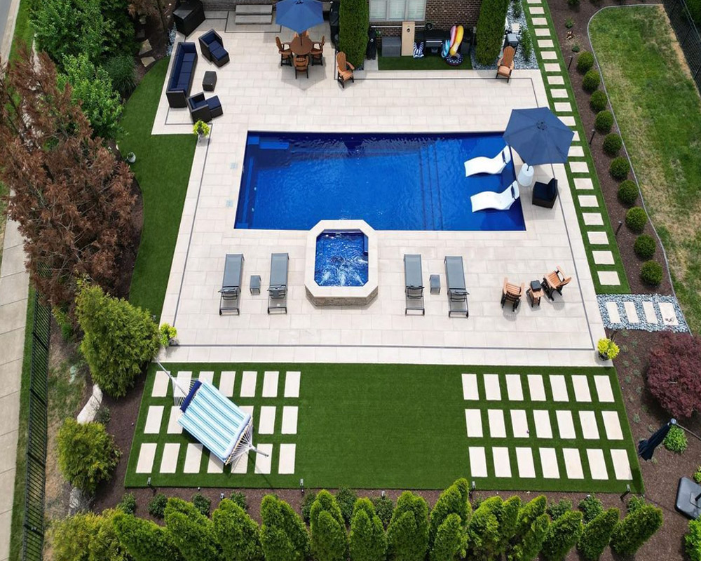 Beach Entry 16 Fiberglass Pool – Spacious, Easy-Entry Pool by Tallman Pools